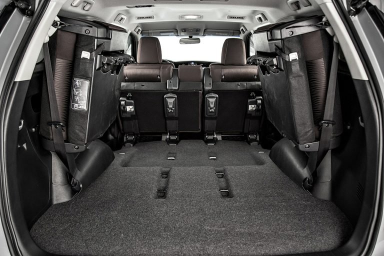 Avaliação: Toyota SW4 Flex é um SUV à moda antiga - Motor Show