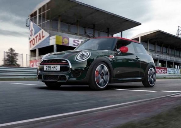 Novo Mini John Cooper Works chega por R$ 179.990 - Motor Show