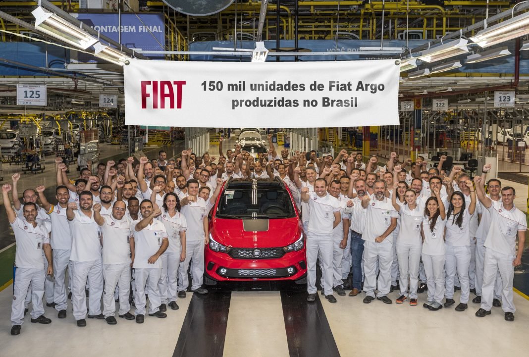 Fábrica da Fiat em Betim completa 43 anos - Motor Show