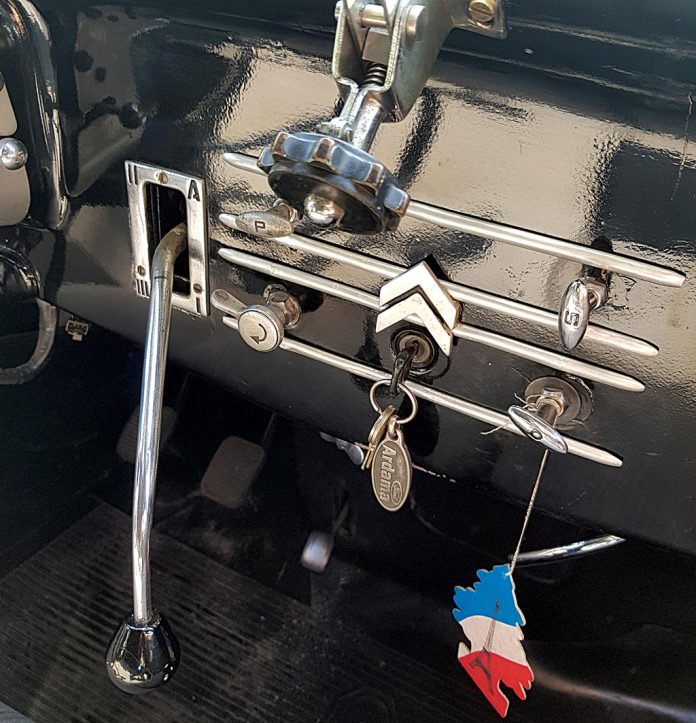 Avaliação: Rodamos no clássico Citroën Traction Avant - Motor Show