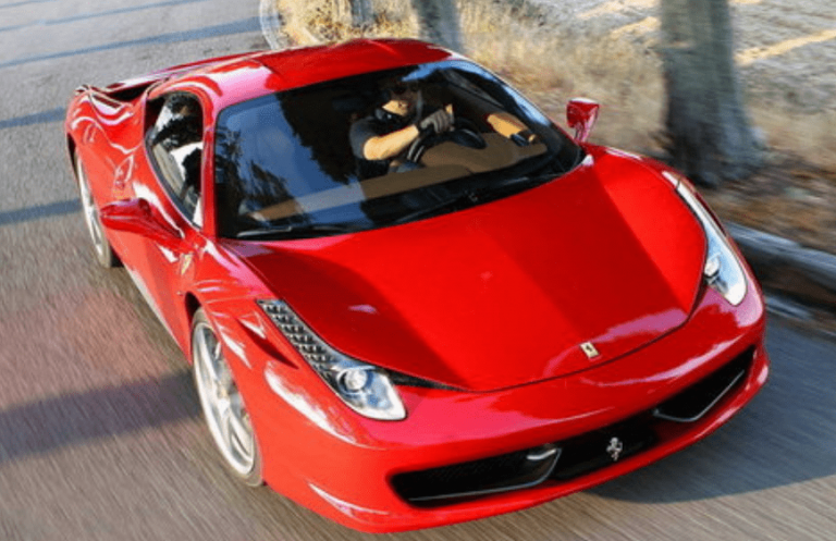 Kobe Bryant tinha coleção de Ferraris e Lamborghinis - Motor Show