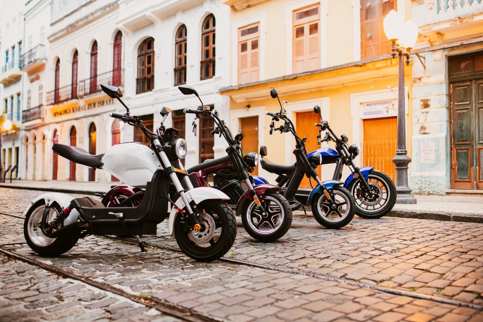 Shineray lança 3 scooters elétricas no Brasil com autonomia de até 80 km