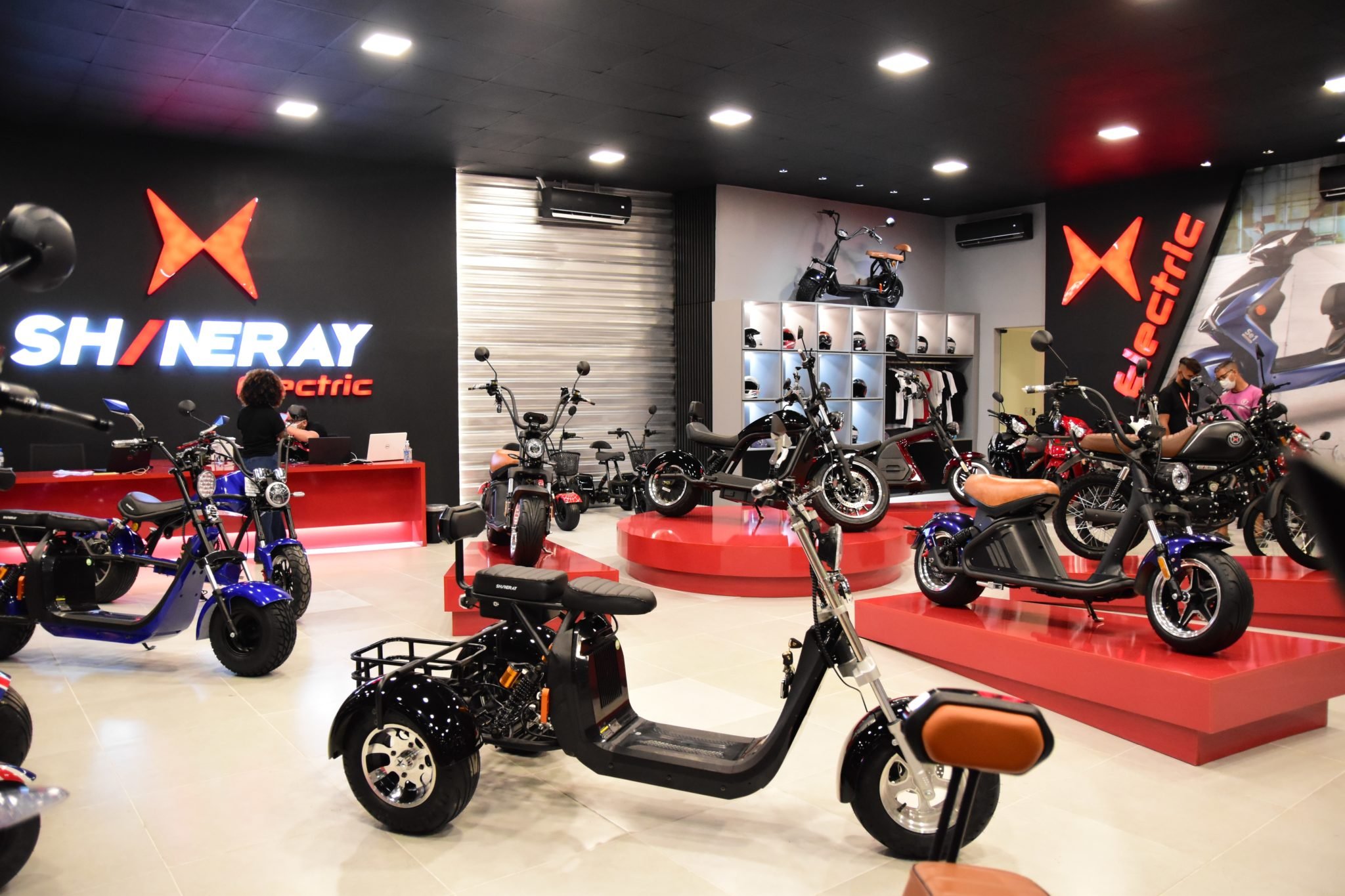 Shineray inaugura sua 1ª loja própria em SP e prevê expansão