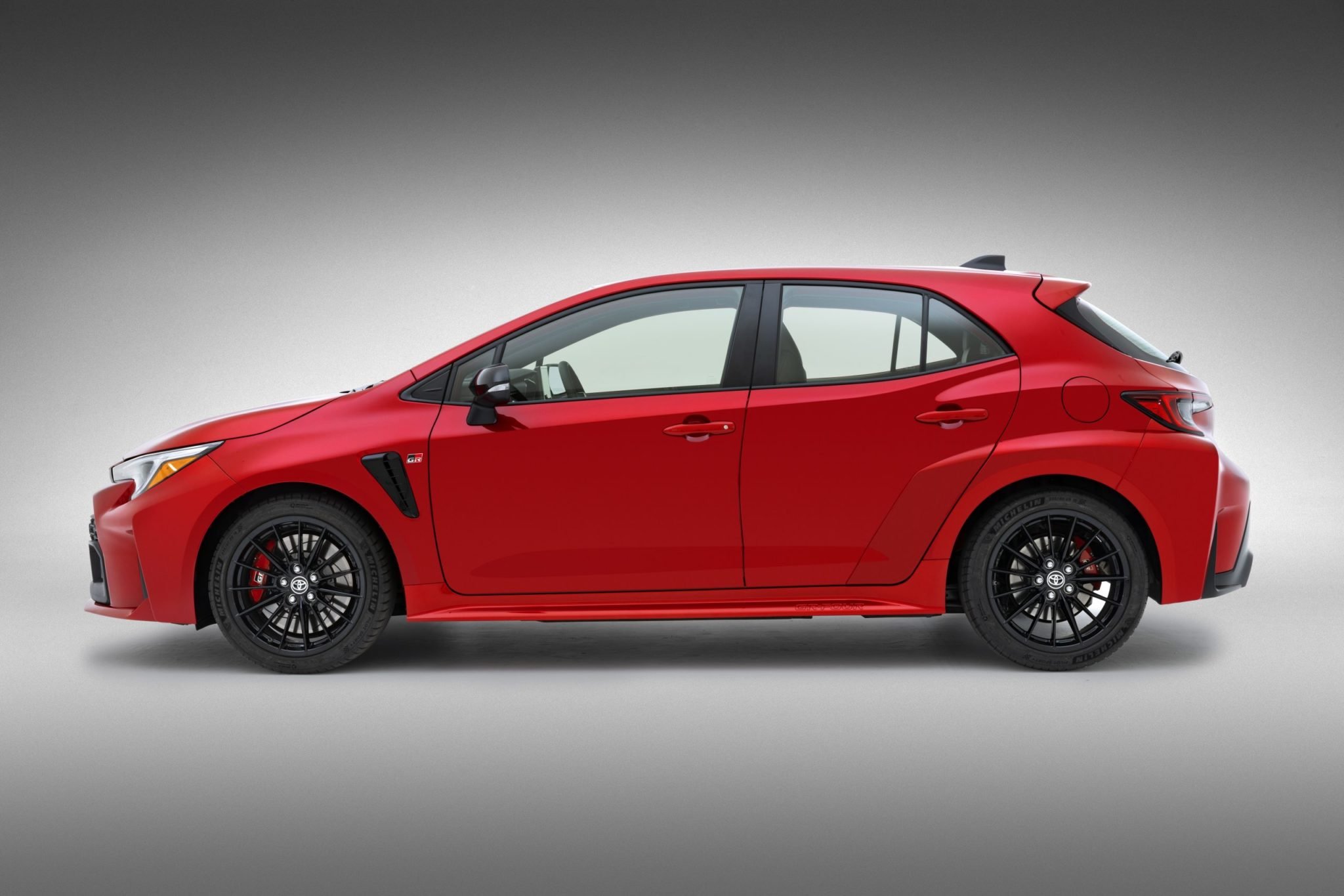 Revelado: Toyota GR Corolla tem 304 cv e pode vir ao Brasil - Motor Show