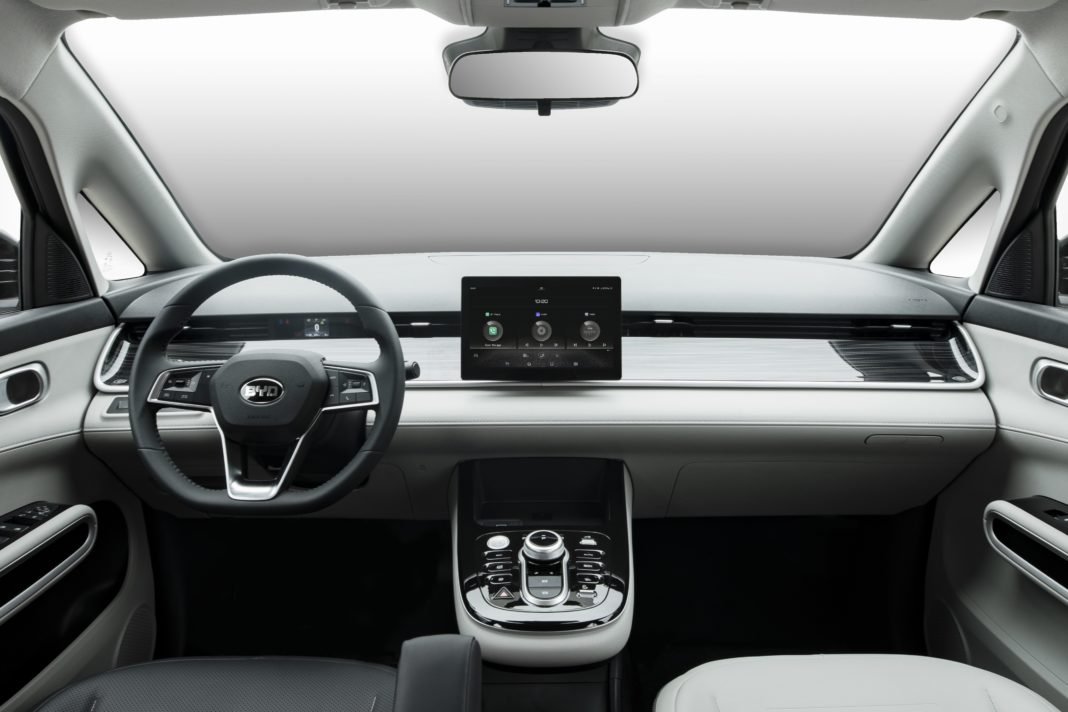 BYD começa a entregar o elétrico D1 no Brasil - Motor Show