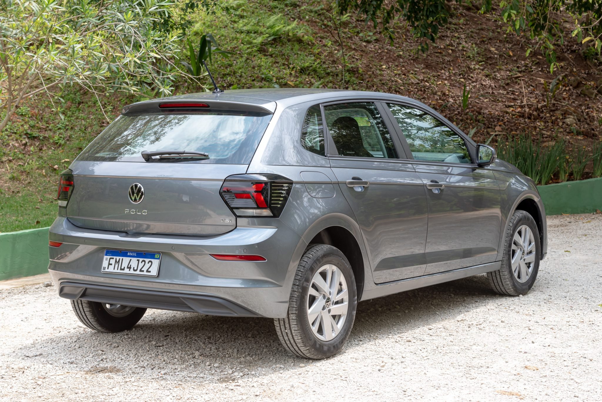 Teste rápido: Volkswagen Polo 2023 seduz com propulsor 170TSI e câmbio ...