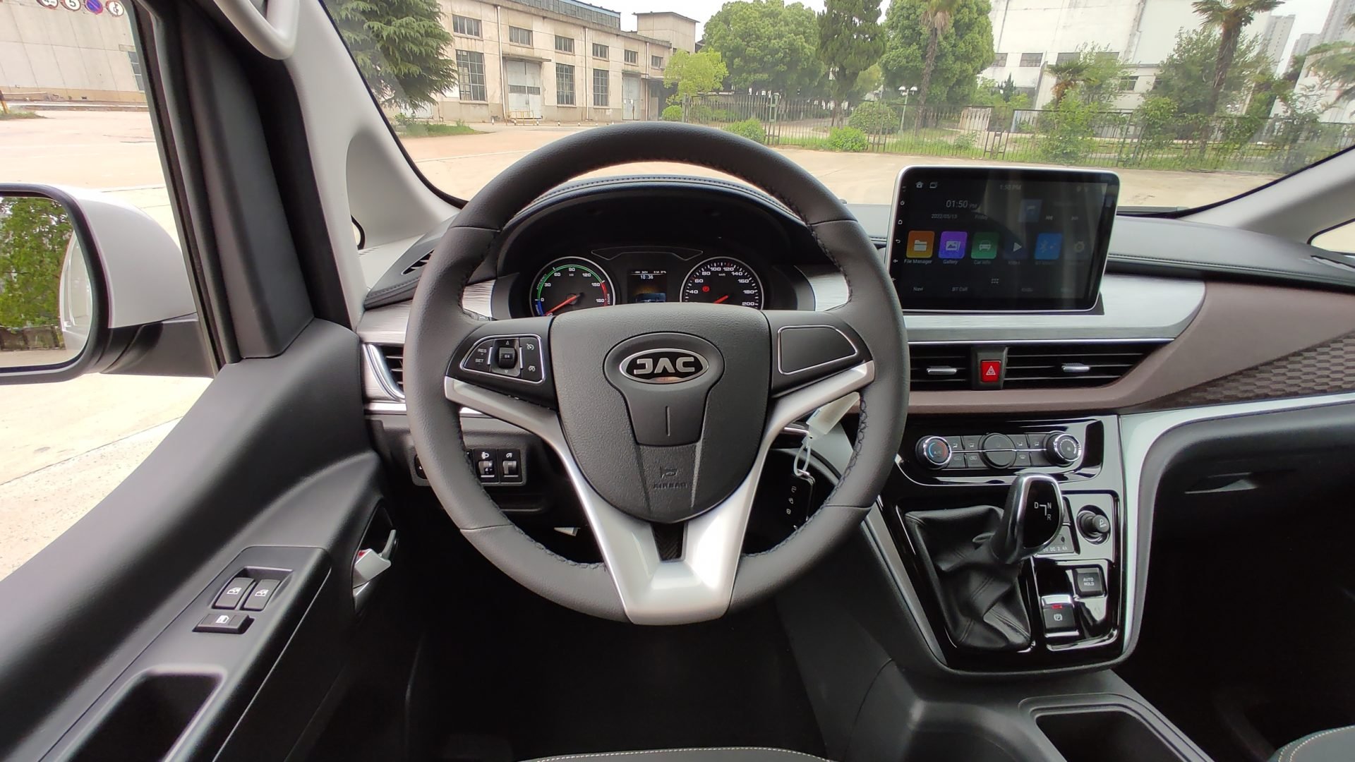 JAC Motors lança picape elétrica E-JP8 no Brasil por R$ 369.900