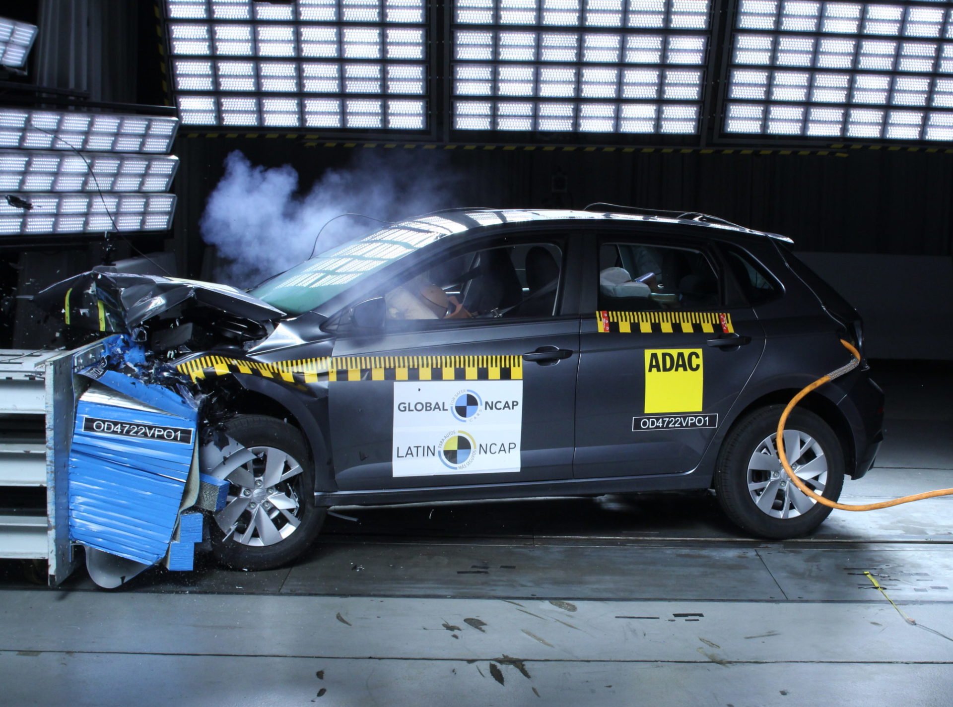 Novo VW Polo recebe 3 estrelas (de 5) em testes de segurança; assista
