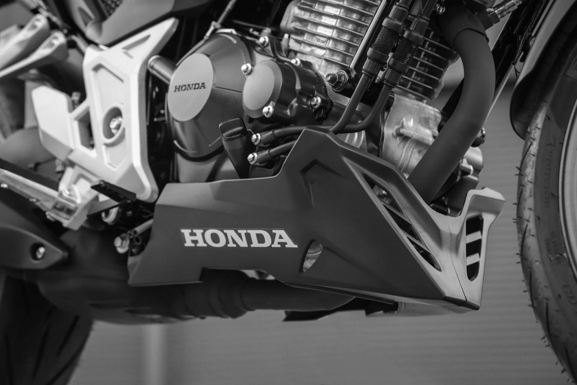 Nova Honda Cb 300f Twister Chega às Lojas E Parte De R 18 900