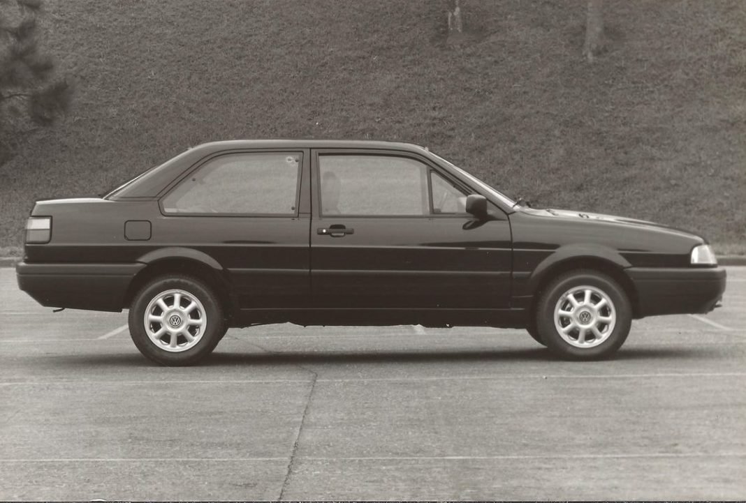 Logus 30 anos: modelo fez parte da parceria entre VW e Ford