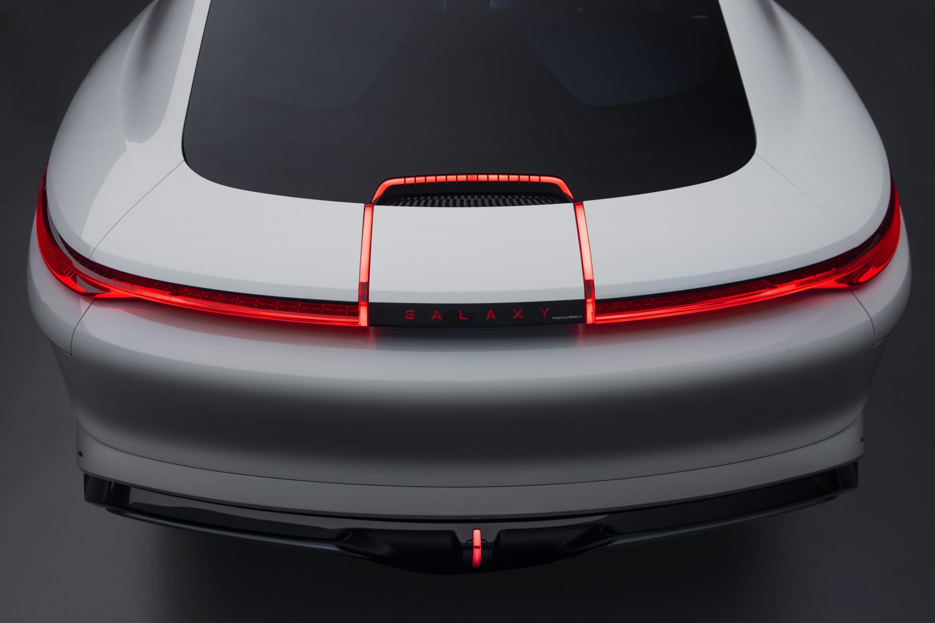 Dona da Volvo lança marca de veículos eletrificados chamada Galaxy ...