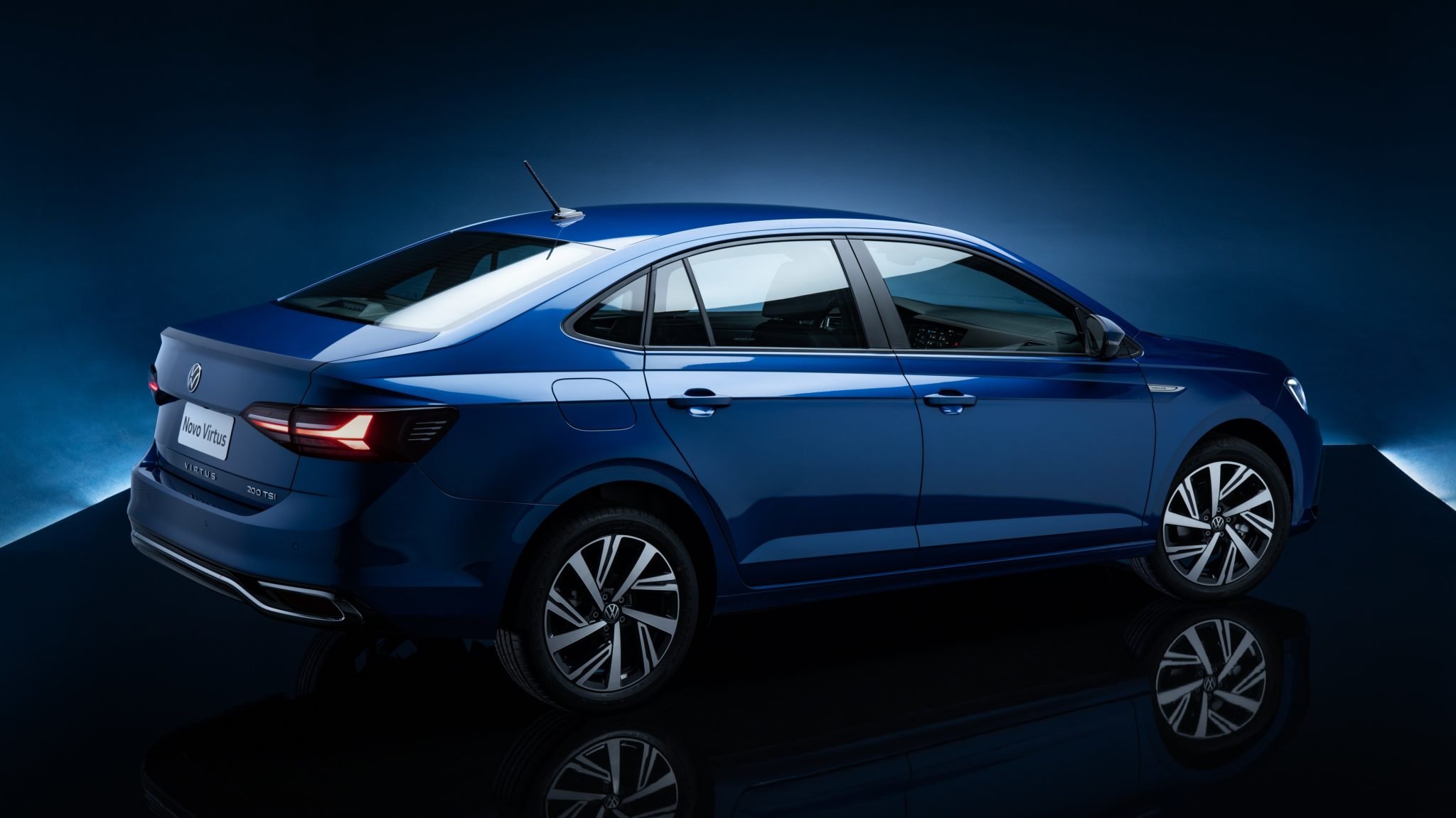 Teste rápido: novo Volkswagen Virtus 2023 é o Voyage perfeito (e também ...