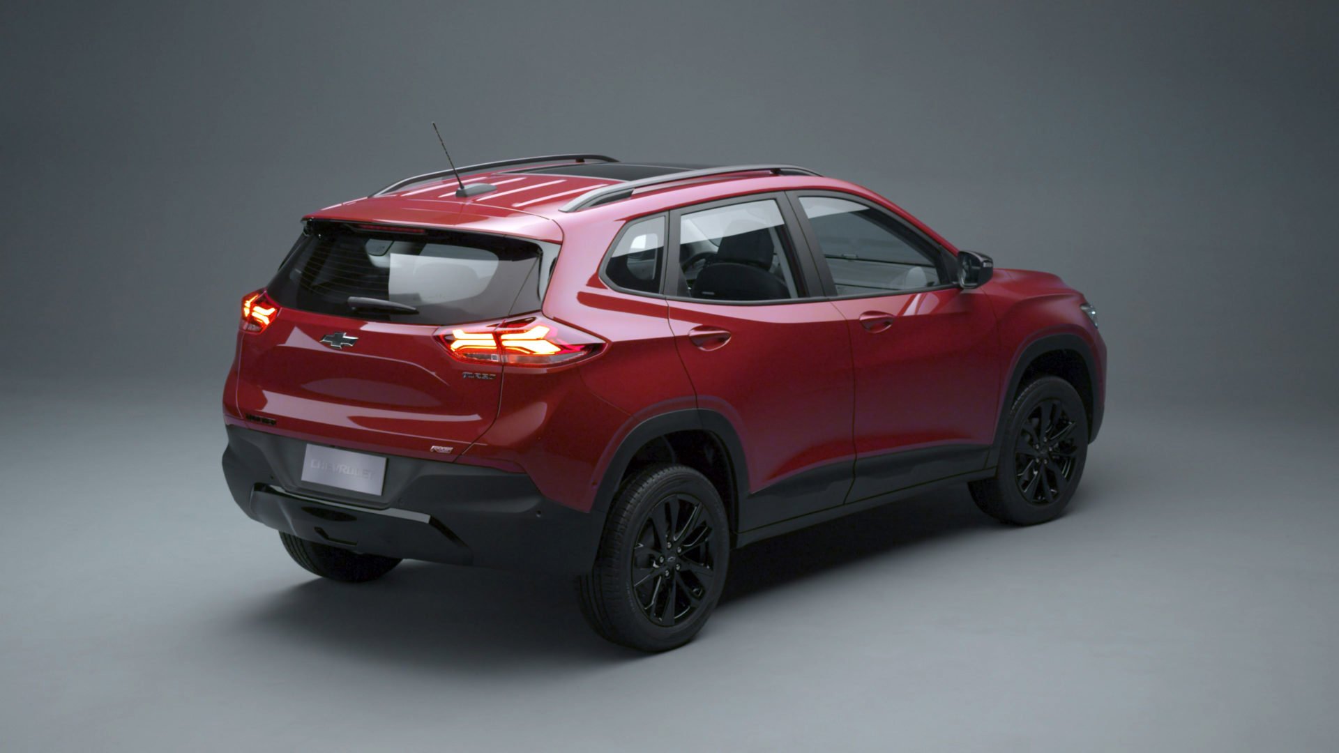 Chevrolet exibe vídeo com as novas versões do Tracker; assista